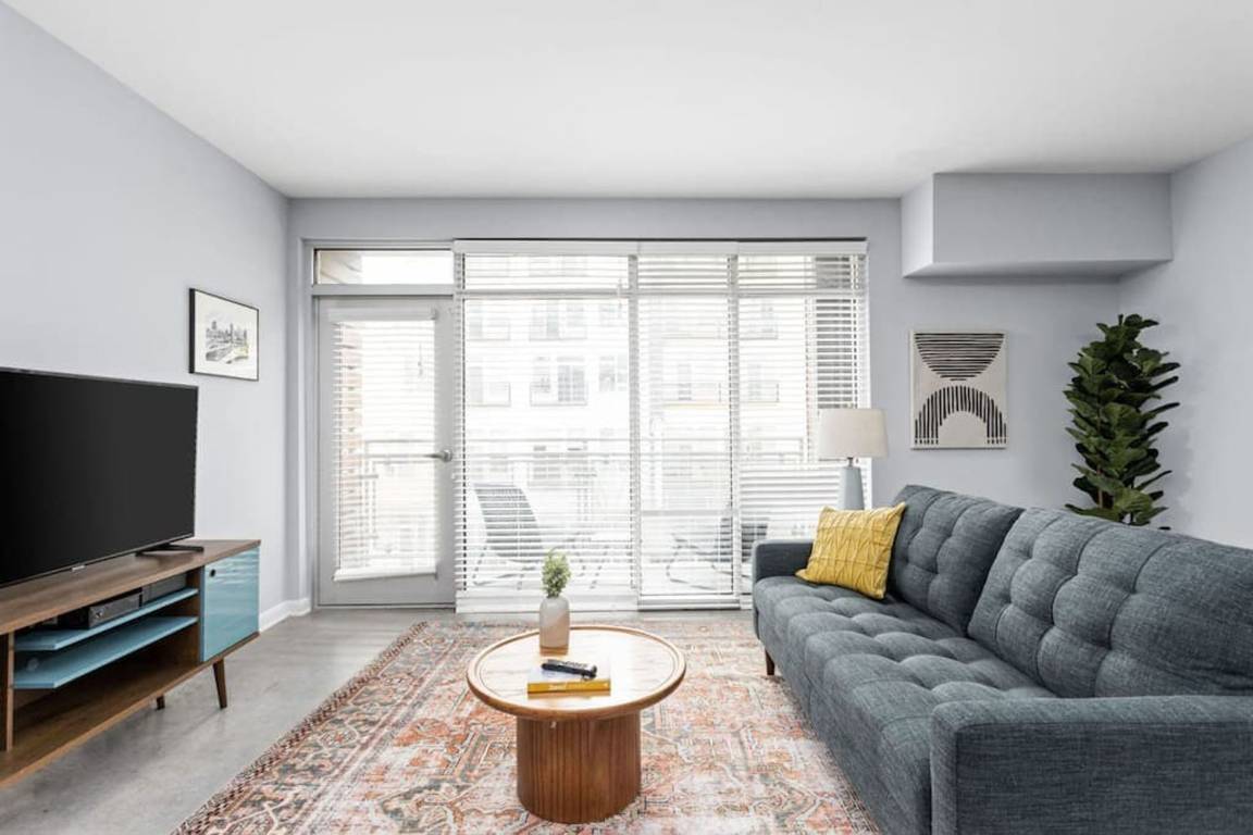 Apartment ∙ 1 Bedroom ∙ 2 Guests - Christian Park Indianapolis