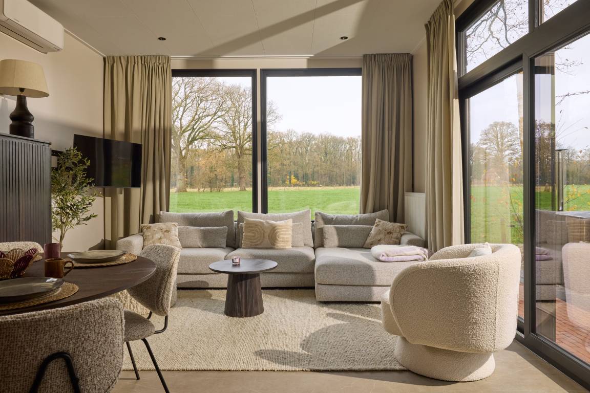 Hut ∙ 2 Slaapkamers ∙ 4 Gasten - Vriezenveen