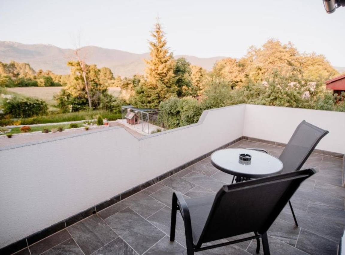 21 M² Appartamento ∙ 1 Camera Da Letto ∙ 2 Ospiti - Korenica