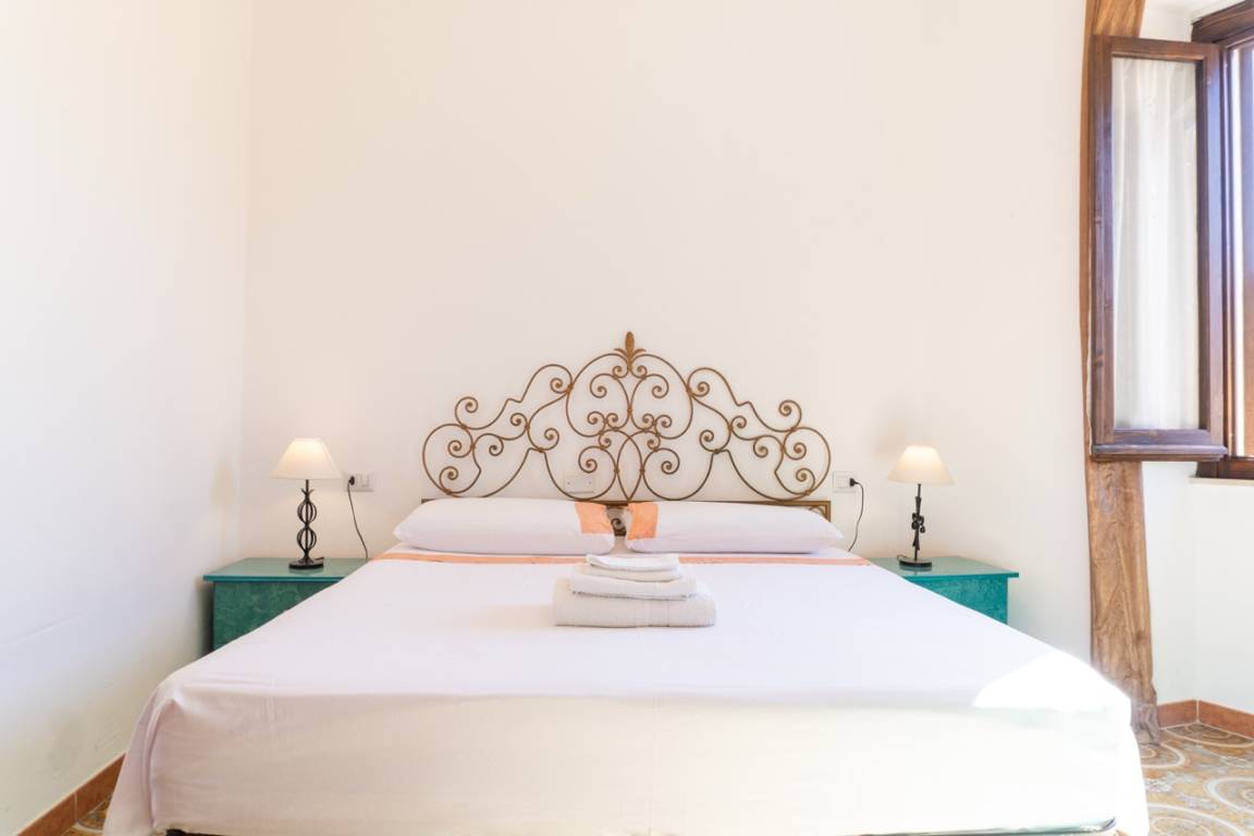 25 M² Bed And Breakfast ∙ 1 Bedroom ∙ 2 Guests - Orosei