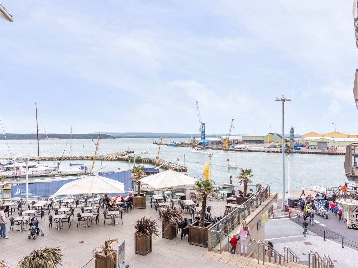 Cottage ∙ 2 Bedrooms ∙ 4 Guests - Sandbanks