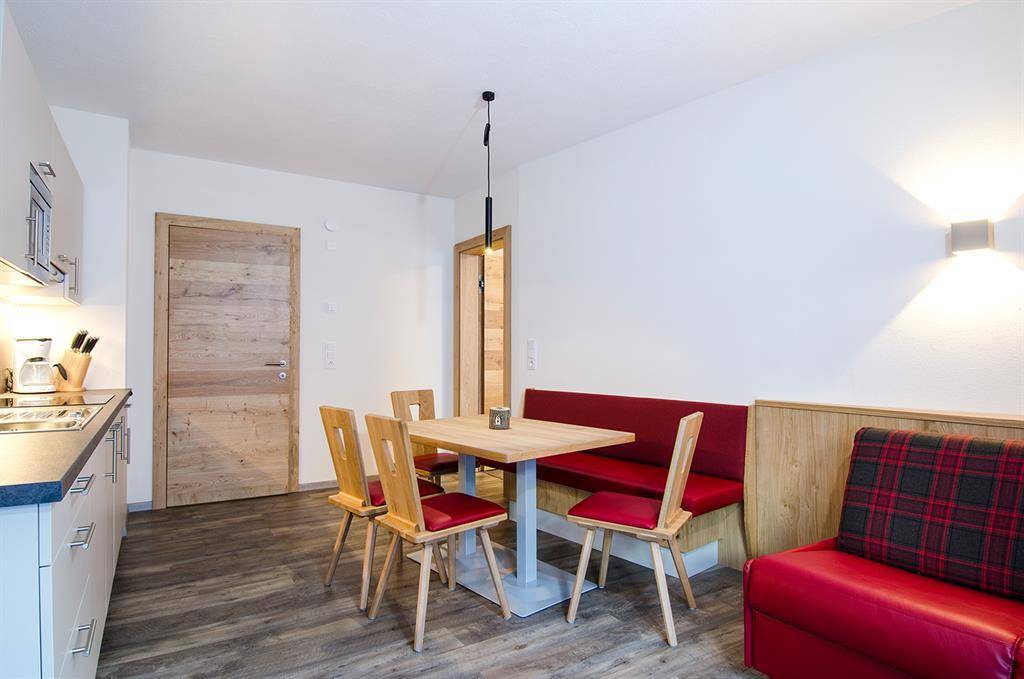 59 M² Ferienwohnung ∙ 2 Schlafzimmer ∙ 5 Gäste - Ischgl