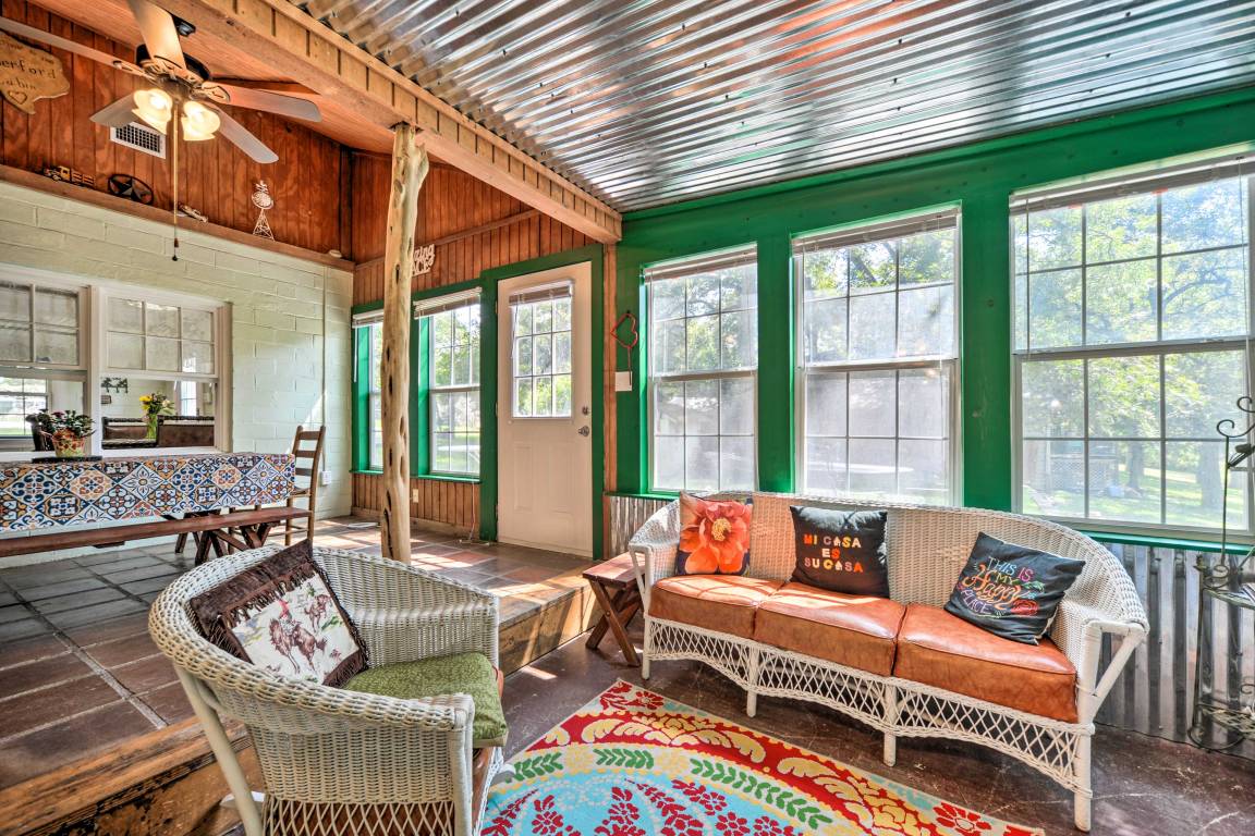 92 M² Cottage ∙ 2 Bedrooms ∙ 6 Guests - Wimberley, TX