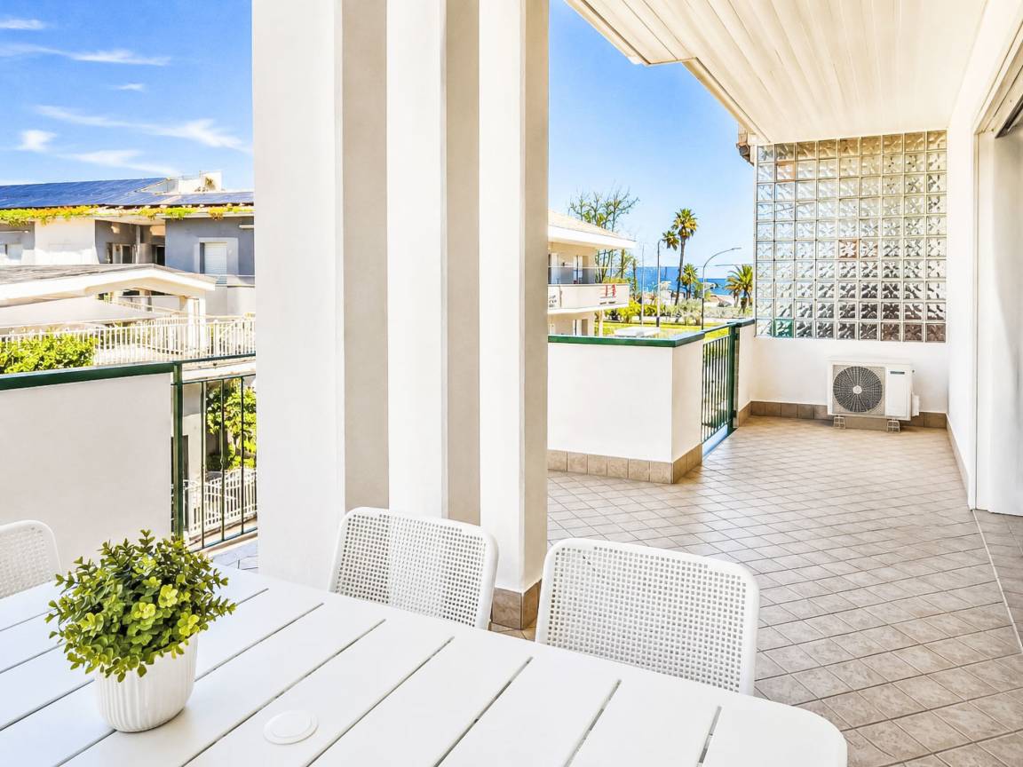 60 M² Apartment ∙ 1 Bedroom ∙ 4 Guests - Roseto degli Abruzzi