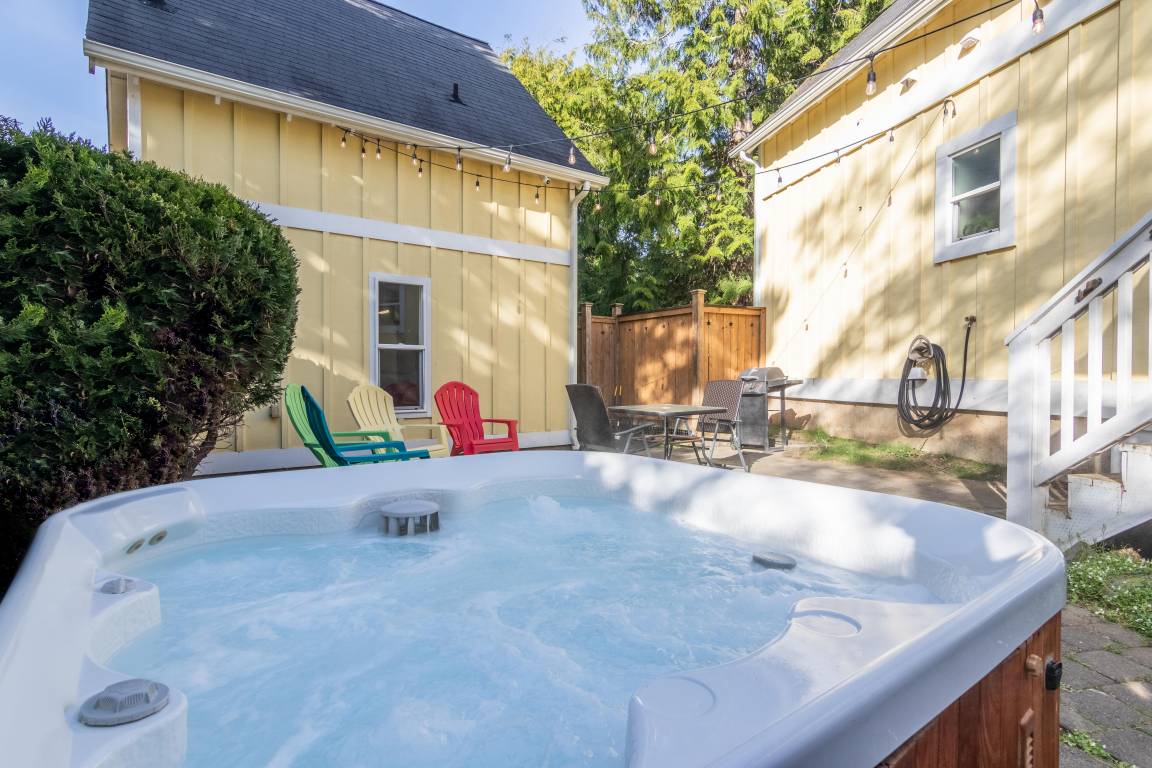 131 M² House ∙ 4 Bedrooms ∙ 8 Guests - Depoe Bay, OR