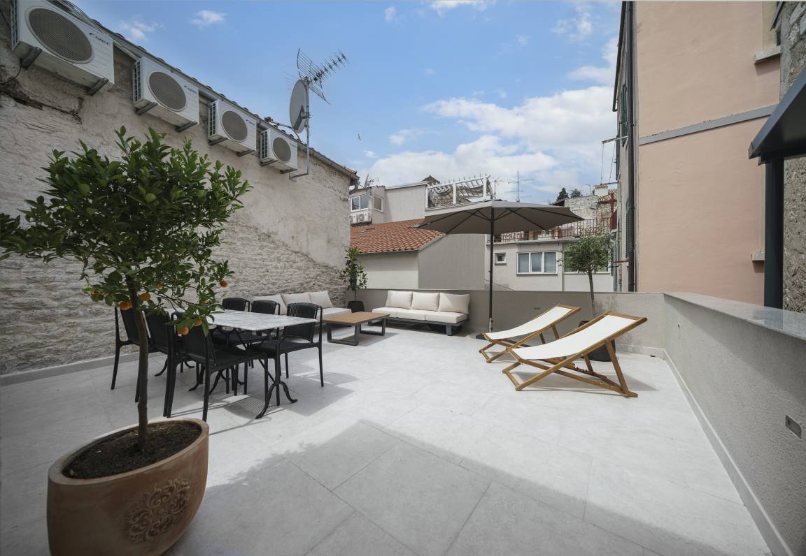 100 M² Apartment ∙ 2 Bedrooms ∙ 6 Guests - Šibenik