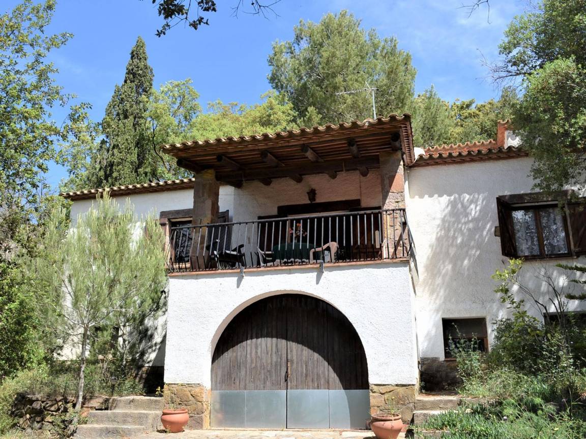 101 M² Villa ∙ 3 Bedrooms ∙ 6 Guests - Peratallada