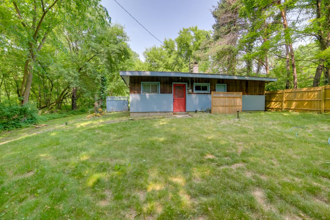 83 M² Cottage ∙ 1 Bedroom ∙ 6 Guests - Michigan
