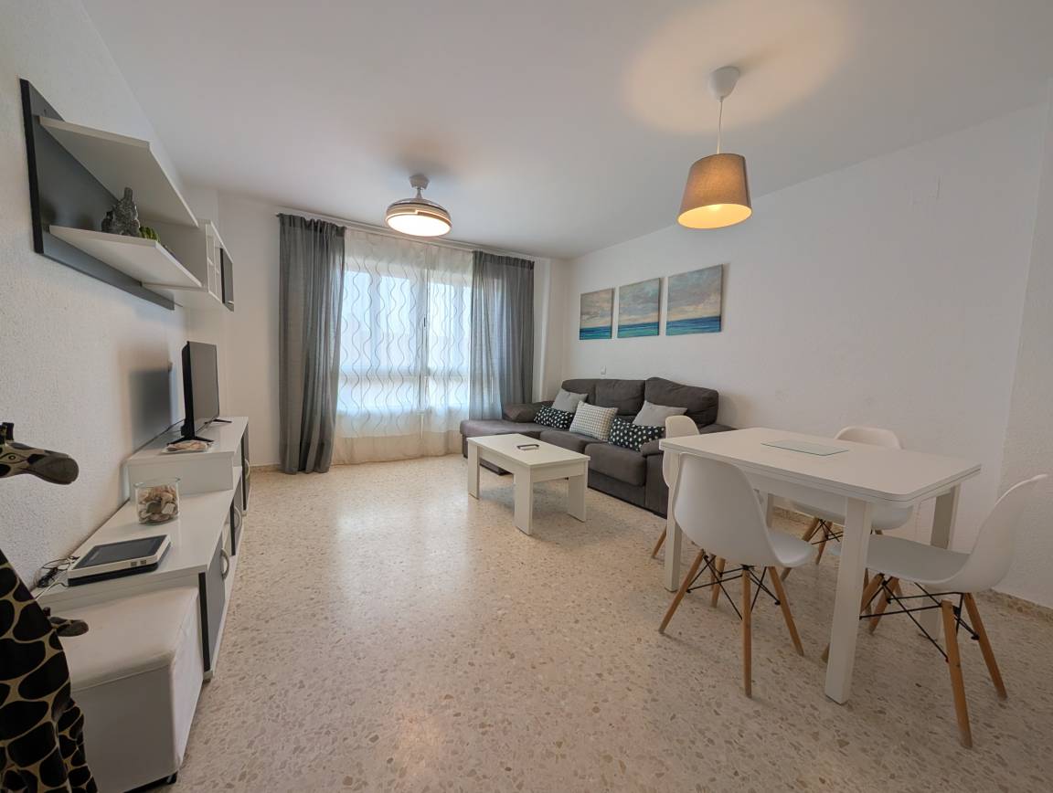 75 M² Ferienwohnung ∙ 2 Schlafzimmer ∙ 4 Gäste - Tarifa