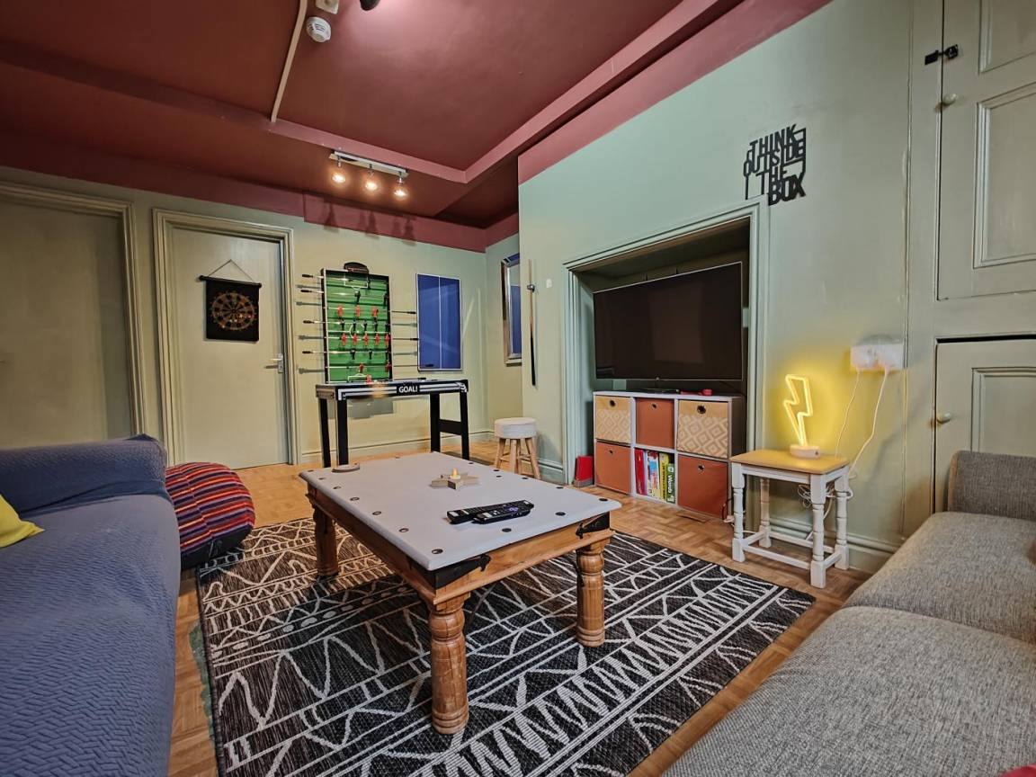 Cottage ∙ 5 Bedrooms ∙ 11 Guests - Aberdovey