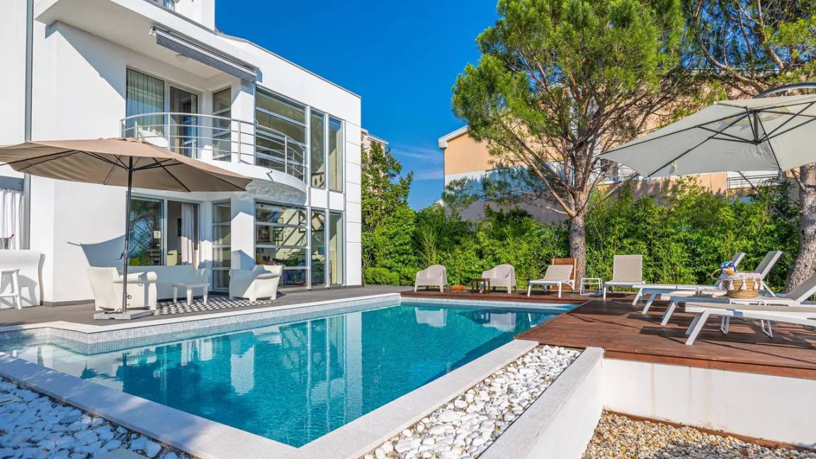 230 M² Maison De Vacances ∙ 4 Chambres ∙ 8 Personnes - Crikvenica