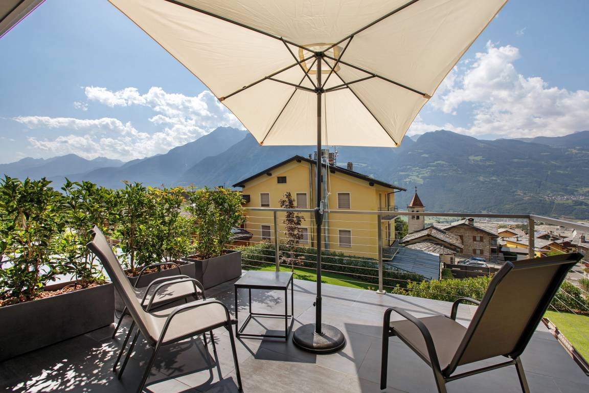 90 M² Apartamento ∙ 2 Habitaciones ∙ 4 Huéspedes - Aosta