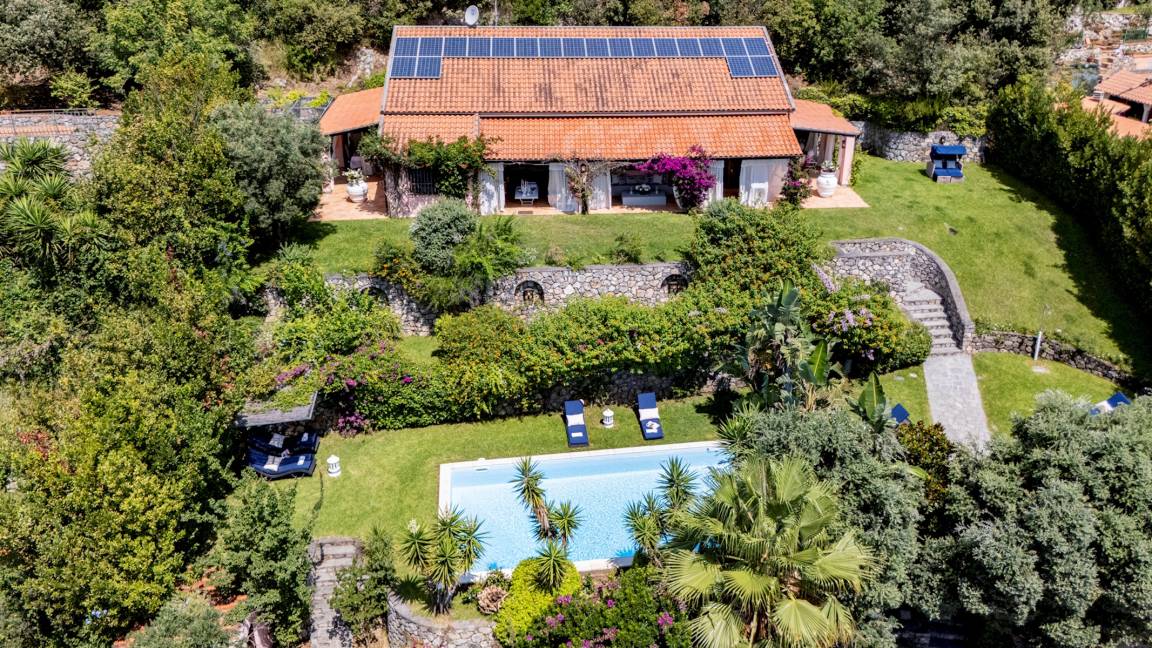200 M² Villa ∙ 5 Camere Da Letto ∙ 11 Ospiti - Tortora Marina