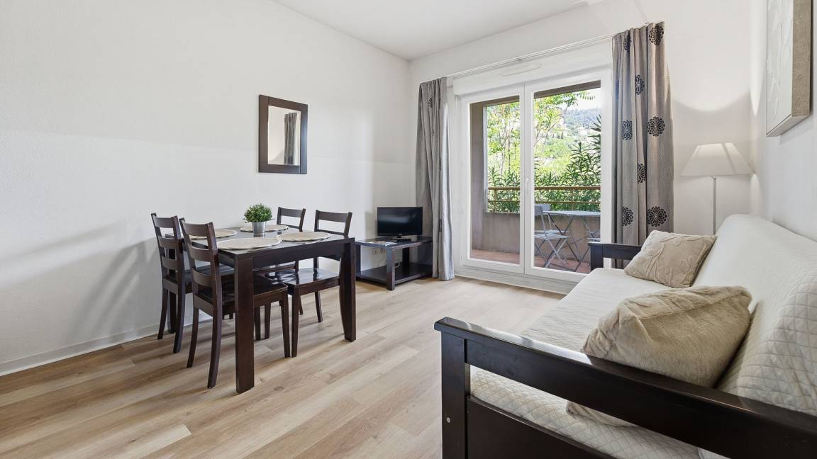 32 M² Appartement ∙ 1 Chambre ∙ 4 Personnes - Grasse