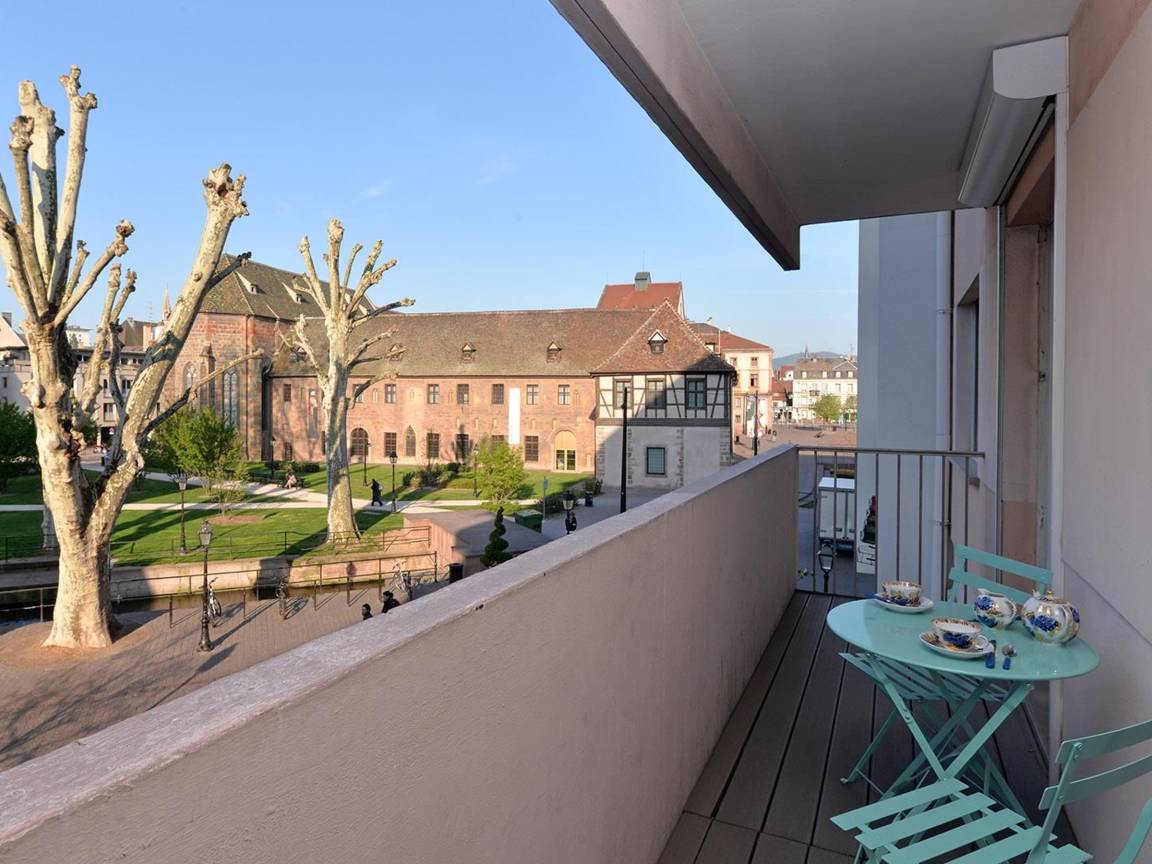 96 M² Ferienhaus ∙ 3 Schlafzimmer ∙ 6 Gäste - Eguisheim