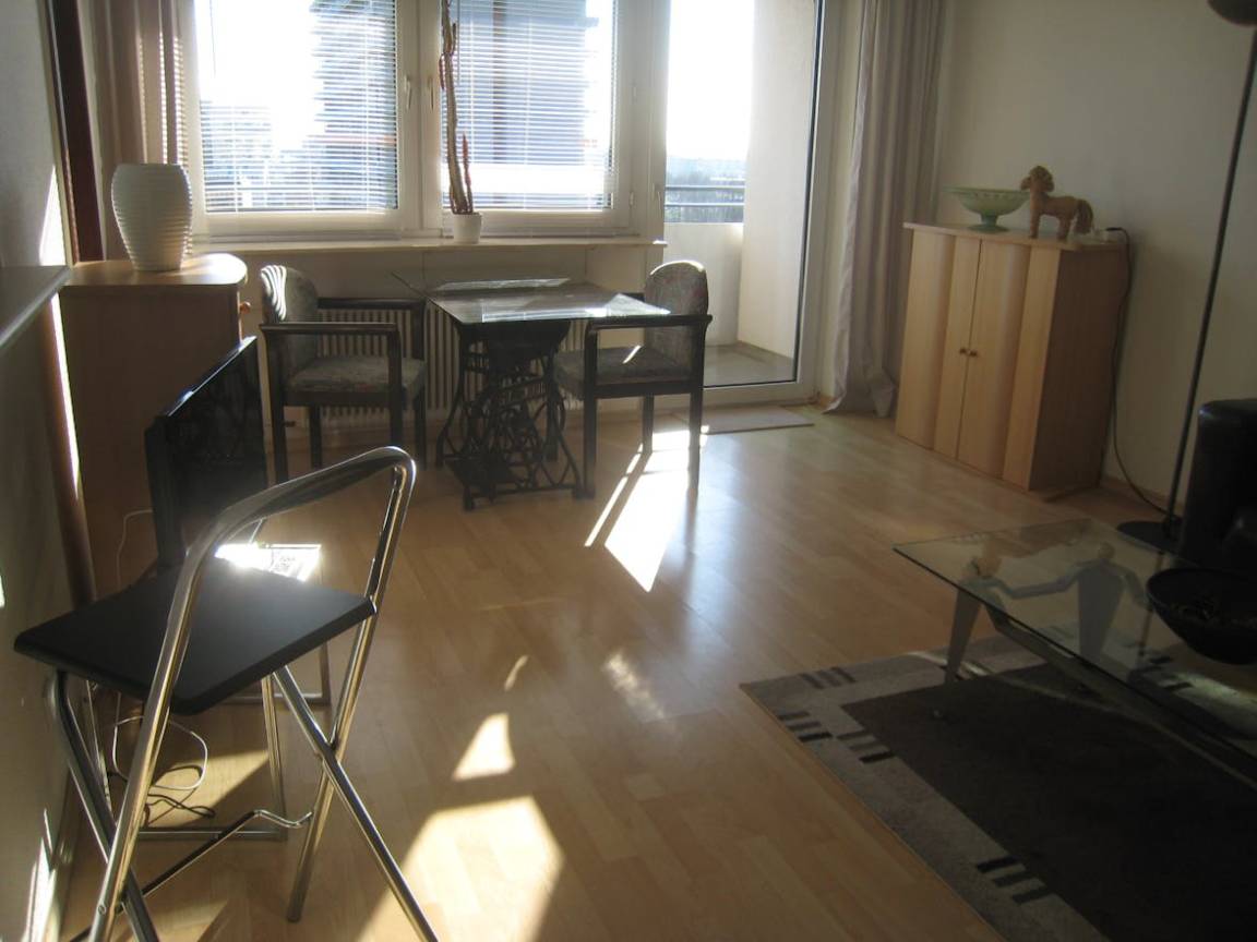 45 M² Ferienwohnung ∙ 1 Schlafzimmer ∙ 2 Gäste - Eschborn