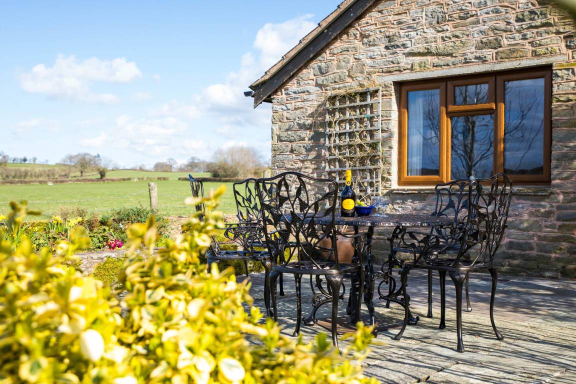 Cottage ∙ 2 Bedrooms ∙ 5 Guests - Hay-on-Wye