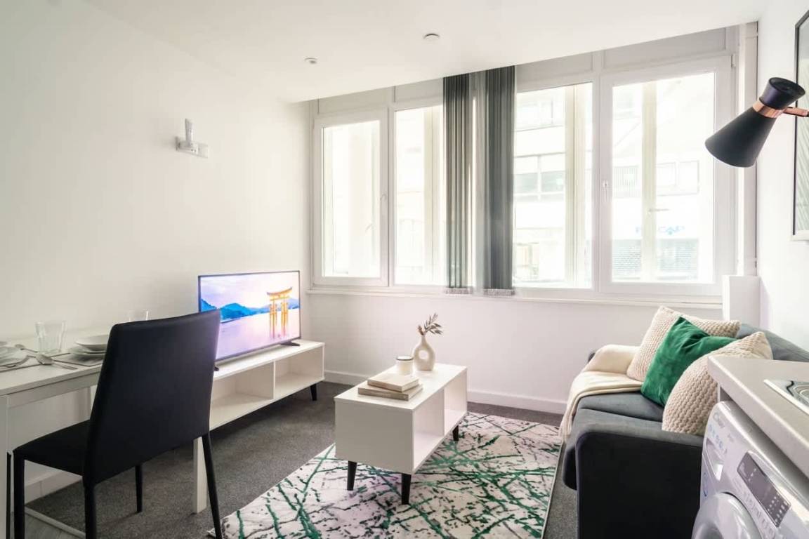 55 M² Apartment ∙ 1 Bedroom ∙ 2 Guests - Preston