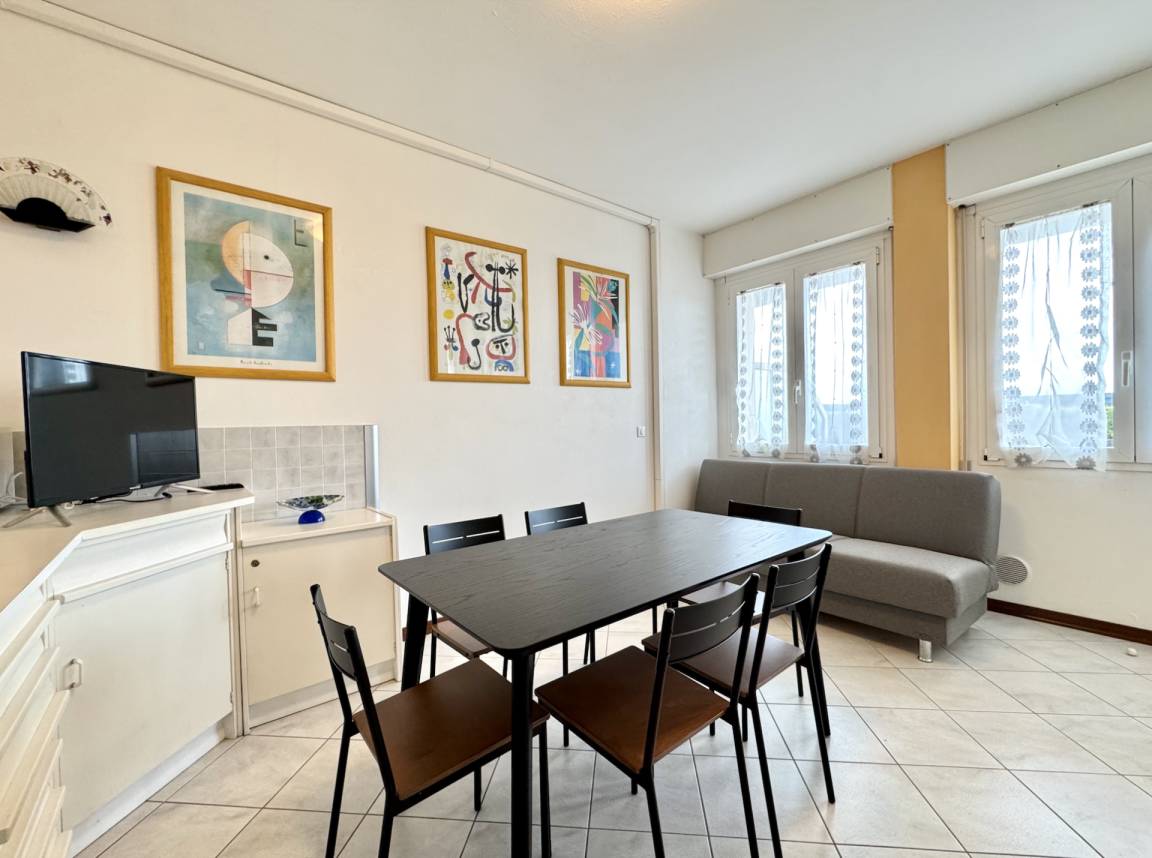55 M² Apartment ∙ 3 Bedrooms ∙ 7 Guests - Lido di Jesolo