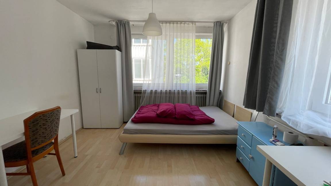 120 M² Private Room ∙ 1 Bedroom ∙ 1 Guest - Bremen