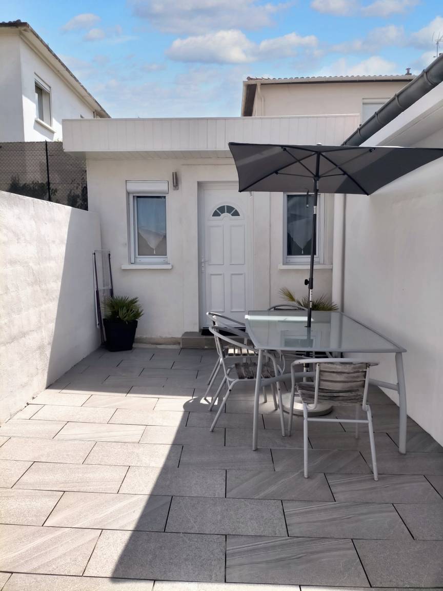 17 M² Studio Flat ∙ 1 Bedroom ∙ 4 Guests - Béziers