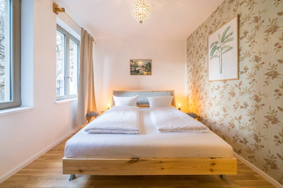 73 M² Apartment ∙ 1 Bedroom ∙ 3 Guests - Potsdam