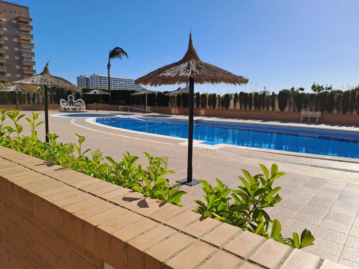 65 M² Apartamento ∙ 2 Habitaciones ∙ 6 Huéspedes - Benicasim