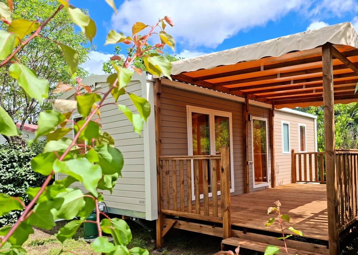 30 M² Asuntovaunu ∙ 3 Makuuhuonetta ∙ 6 Vierasta - Labeaume