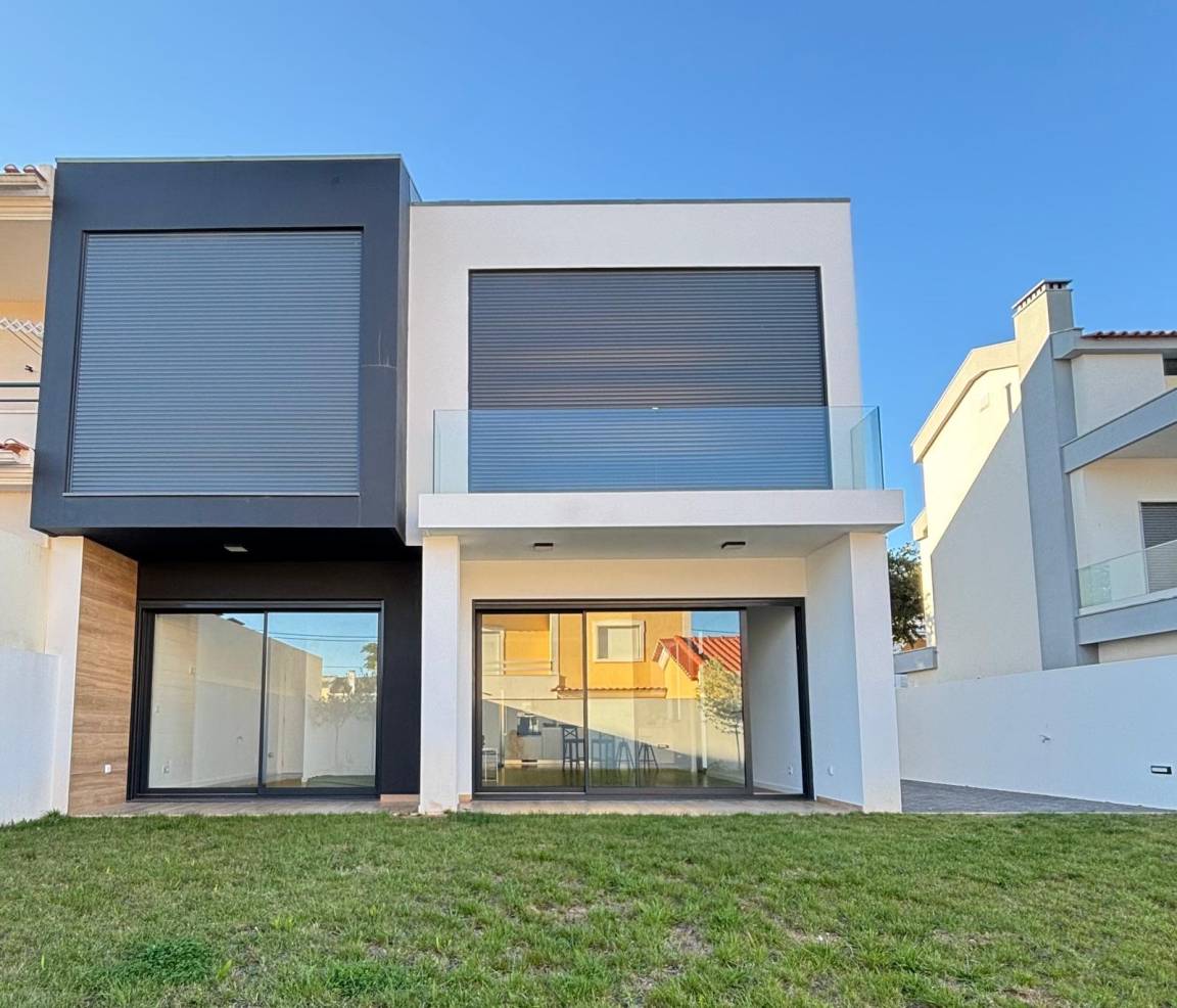 200 M² Casa ∙ 3 Habitaciones ∙ 6 Huéspedes - Loures