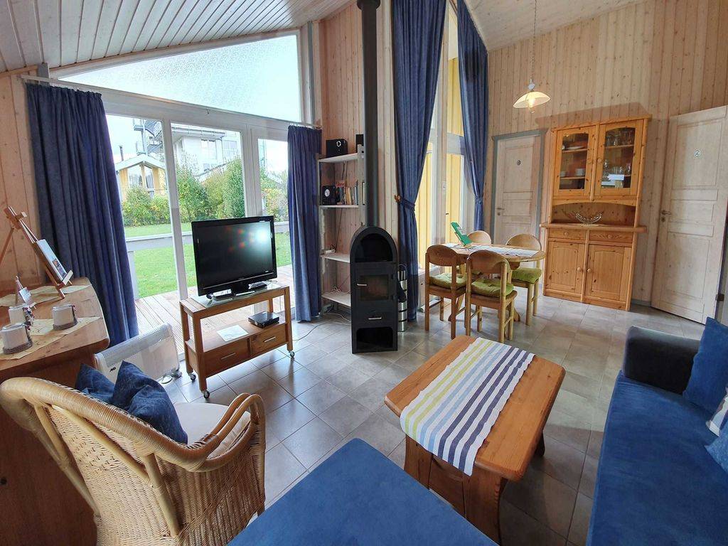 77 M² Ferienhaus ∙ 2 Schlafzimmer ∙ 4 Gäste - Müritz
