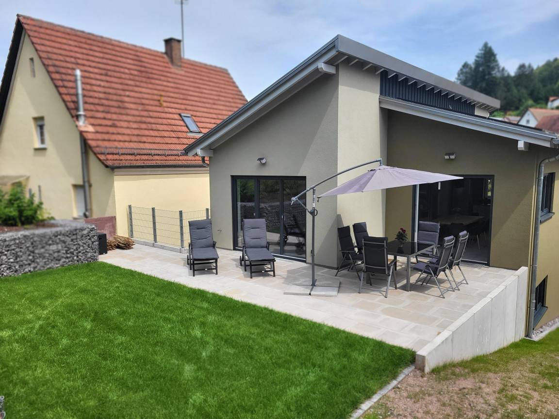 100 M² Ferienhaus ∙ 2 Schlafzimmer ∙ 5 Gäste - Bad Bergzabern
