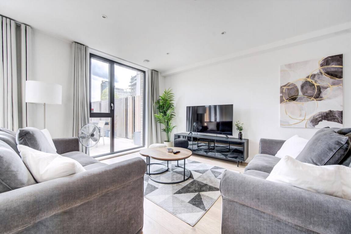 113 M² Apartment ∙ 3 Bedrooms ∙ 10 Guests - London