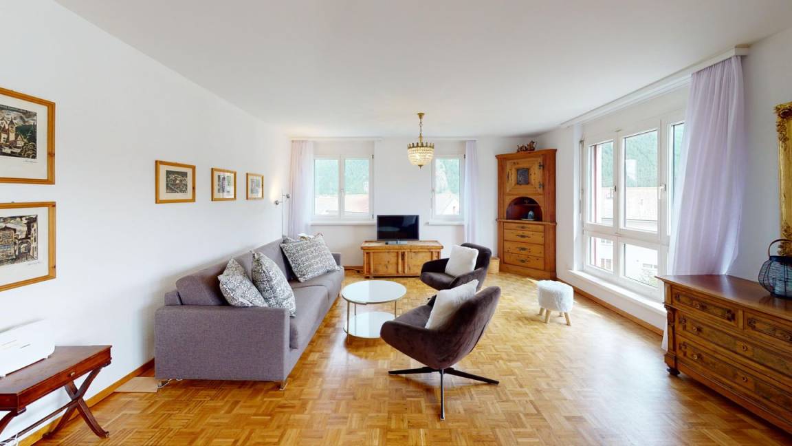 130 M² Apartment ∙ 3 Bedrooms ∙ 6 Guests - Samedan