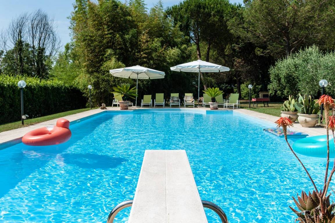 40 M² Villa ∙ 1 Makuuhuone ∙ 3 Vierasta - Pisa