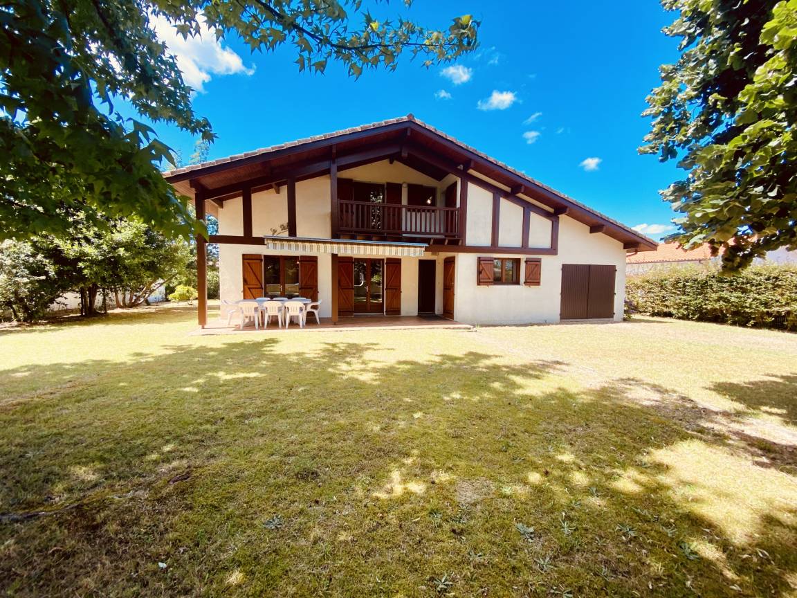 120 M² Maison De Vacances ∙ 4 Chambres ∙ 8 Personnes - Parentis-en-Born
