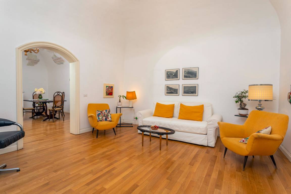 83 M² Ferienwohnung ∙ 1 Schlafzimmer ∙ 4 Gäste - Catania