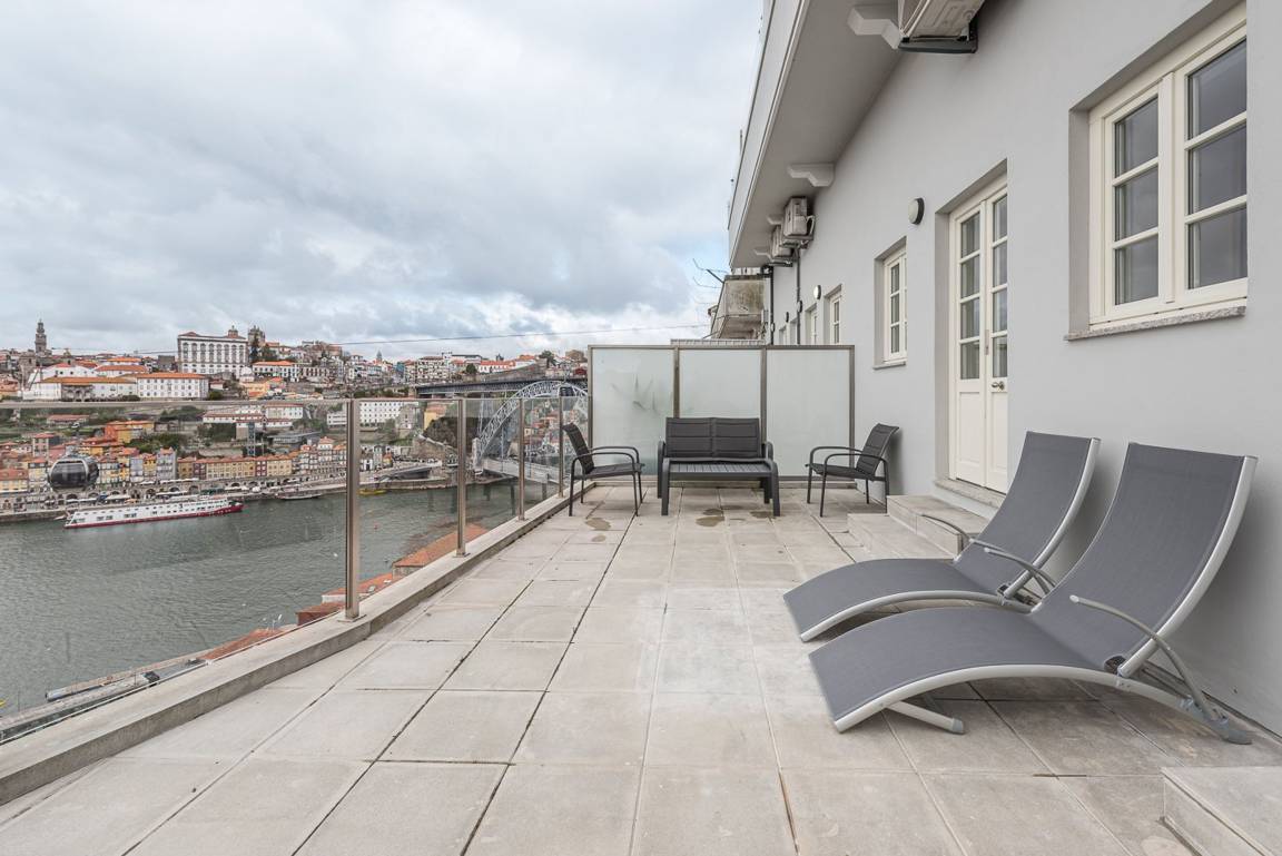 House ∙ 2 Bedrooms ∙ 4 Guests - Porto