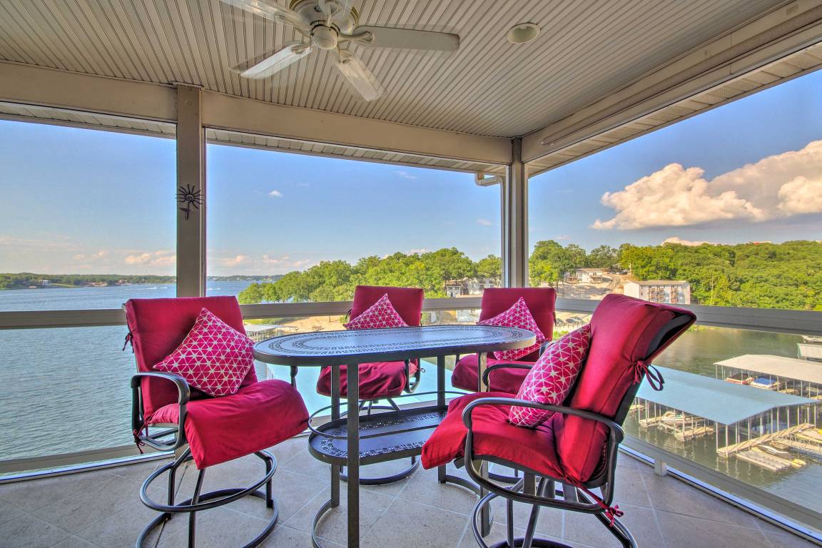 161 M² Apartment ∙ 3 Bedrooms ∙ 6 Guests - Osage Beach, MO