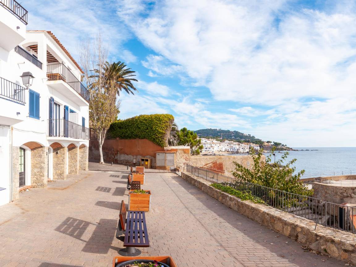 55 M² Apartamento ∙ 2 Habitaciones ∙ 6 Huéspedes - Palafrugell