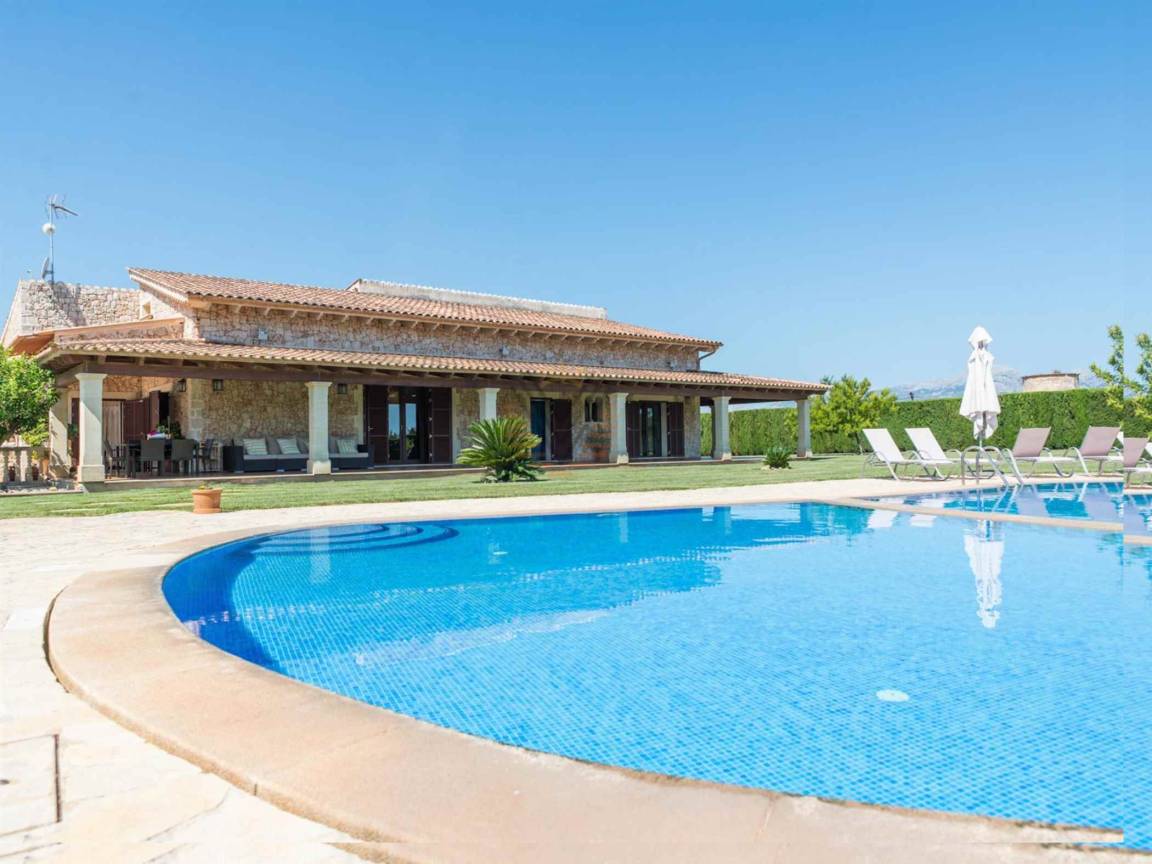 300 M² Casa Rural ∙ 4 Habitaciones ∙ 8 Huéspedes - Mallorca