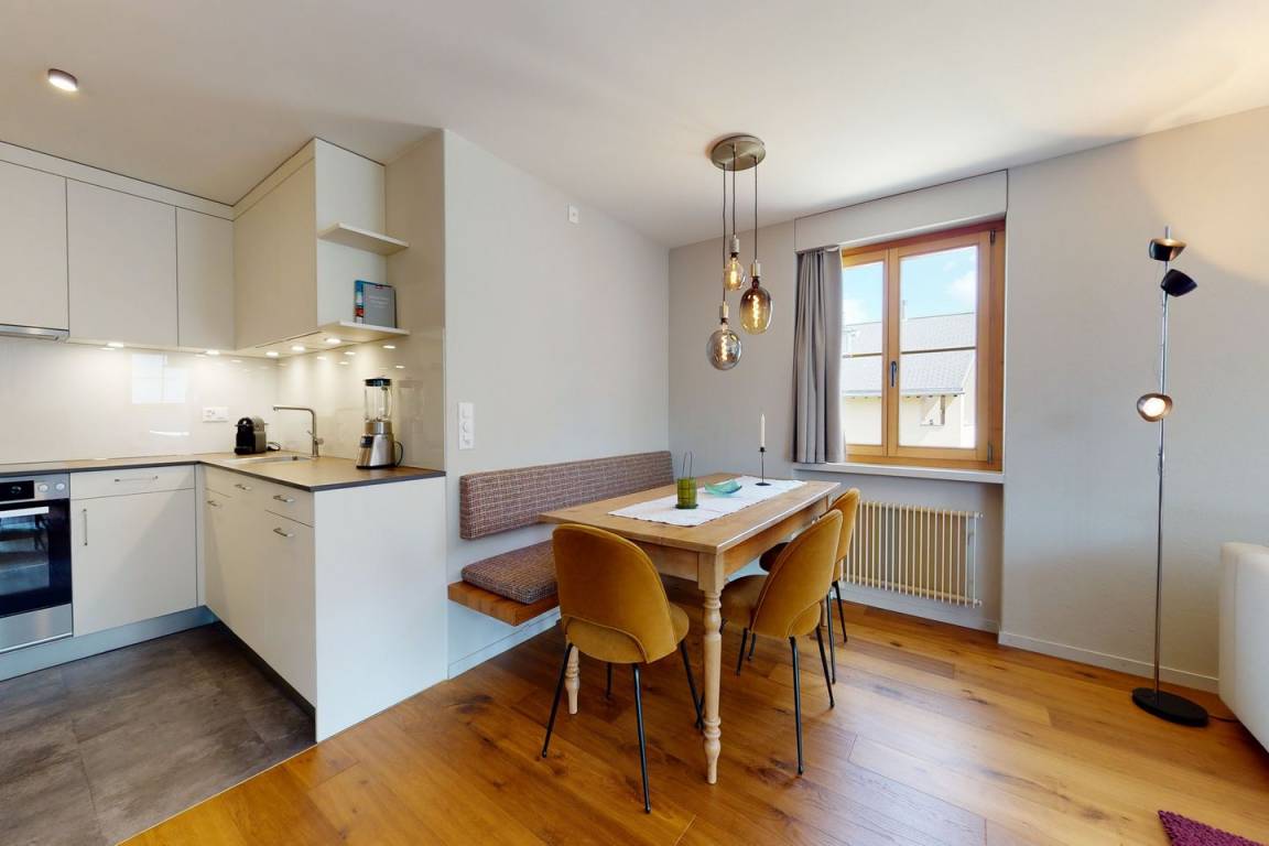 81 M² Ferienwohnung ∙ 2 Schlafzimmer ∙ 4 Gäste - Pontresina