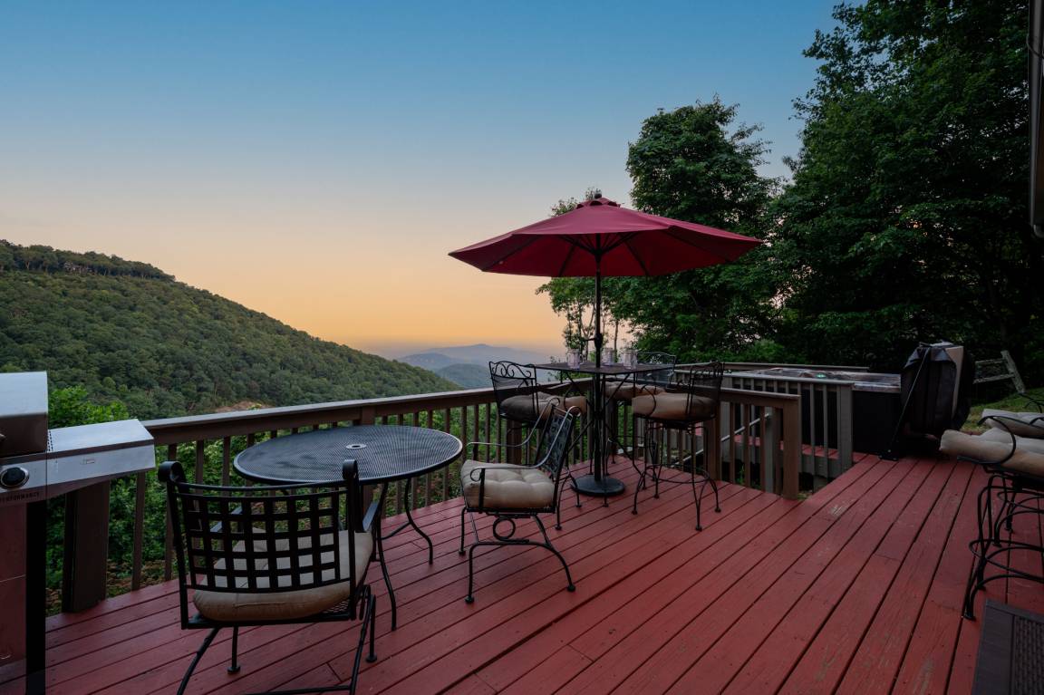 131 M² Cabin ∙ 3 Bedrooms ∙ 6 Guests - Jasper, GA