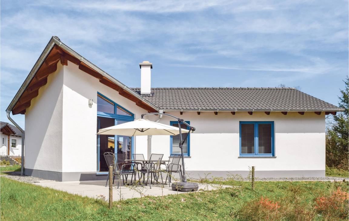 70 M² Ferienhaus ∙ 3 Schlafzimmer ∙ 2 Gäste - Gerolstein
