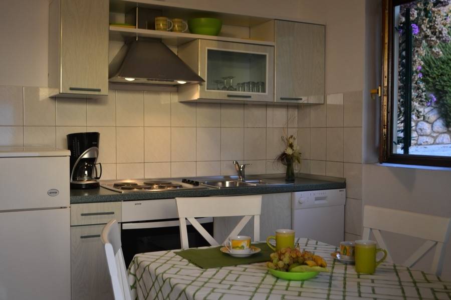 80 M² Ferienwohnung ∙ 2 Schlafzimmer ∙ 5 Gäste - Supetarska Draga