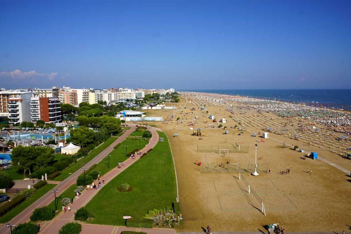 60 M² Apartment ∙ 2 Bedrooms ∙ 6 Guests - Bibione
