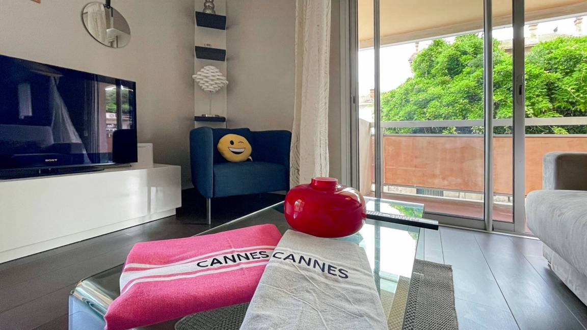45 M² Appartement ∙ 2 Chambres ∙ 4 Personnes - ibis Cannes Centre