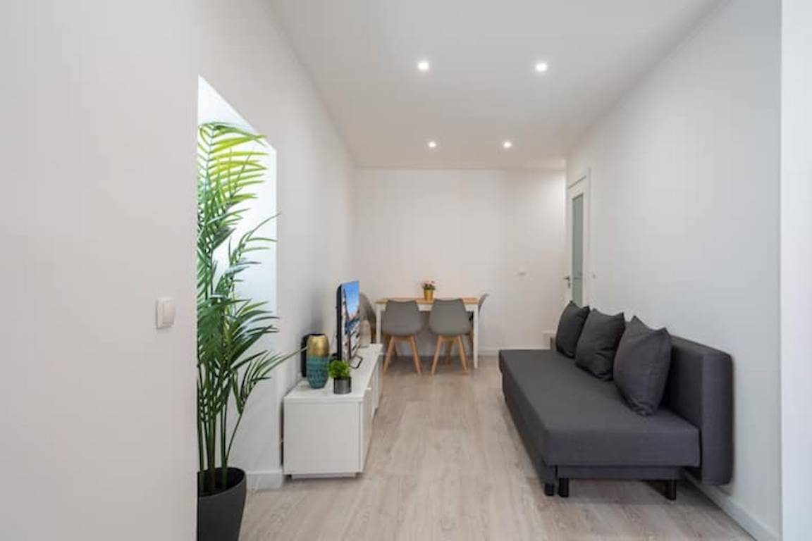 55 M² House ∙ 2 Bedrooms ∙ 5 Guests - Porto