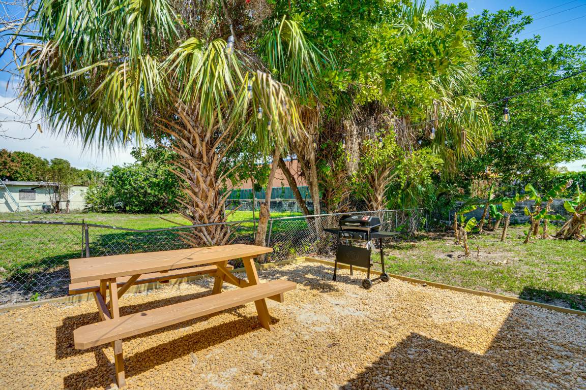 112 M² House ∙ 4 Bedrooms ∙ 10 Guests - Fort Myers