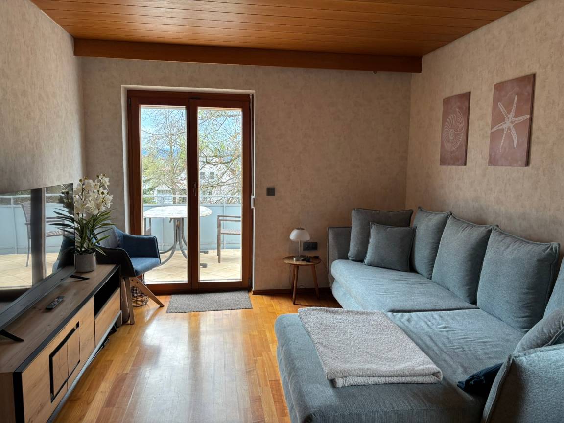 74 M² Apartamento ∙ 2 Habitaciones ∙ 6 Huéspedes - Friedrichshafen