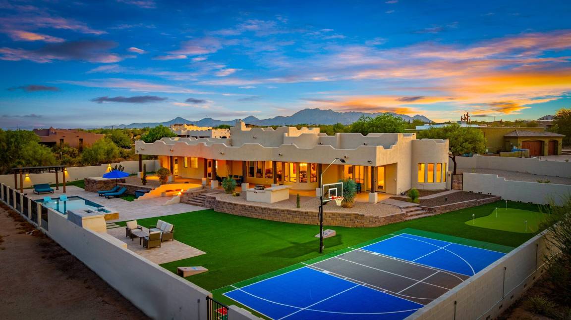 282 M² Talo ∙ 4 Makuuhuonetta ∙ 10 Vierasta - Rio Verde, AZ